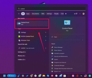 How to Fix Grey Screen of Death Error in Windows 11 - GeekChamp