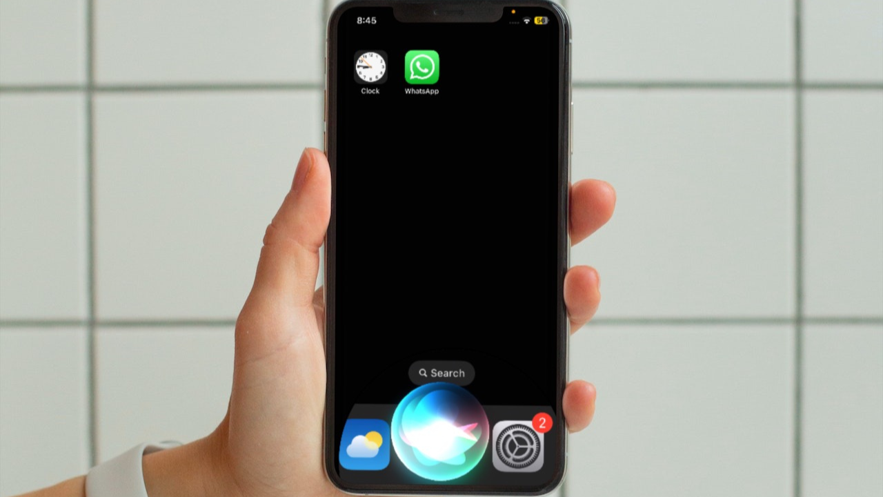 How to Make Siri Alert You When iPhone Battery is Low in iOS 17 - GeekChamp