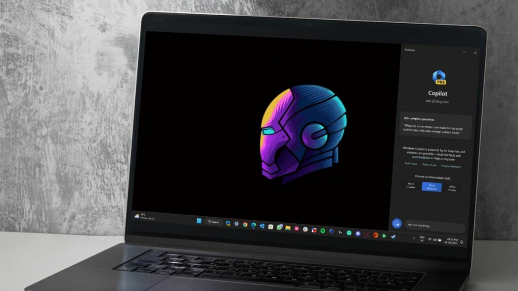 How to Enable and Use the New AI-Powered Bing Search Box in Windows 11 Taskbar - GeekChamp